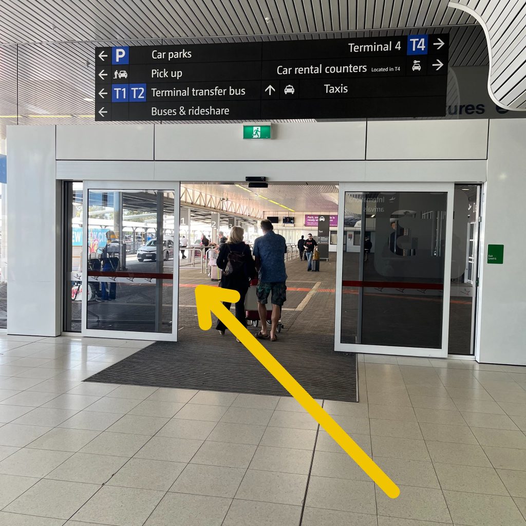 Perth Airport T3 International Arrivals – Shuttle Bus Pickup ...